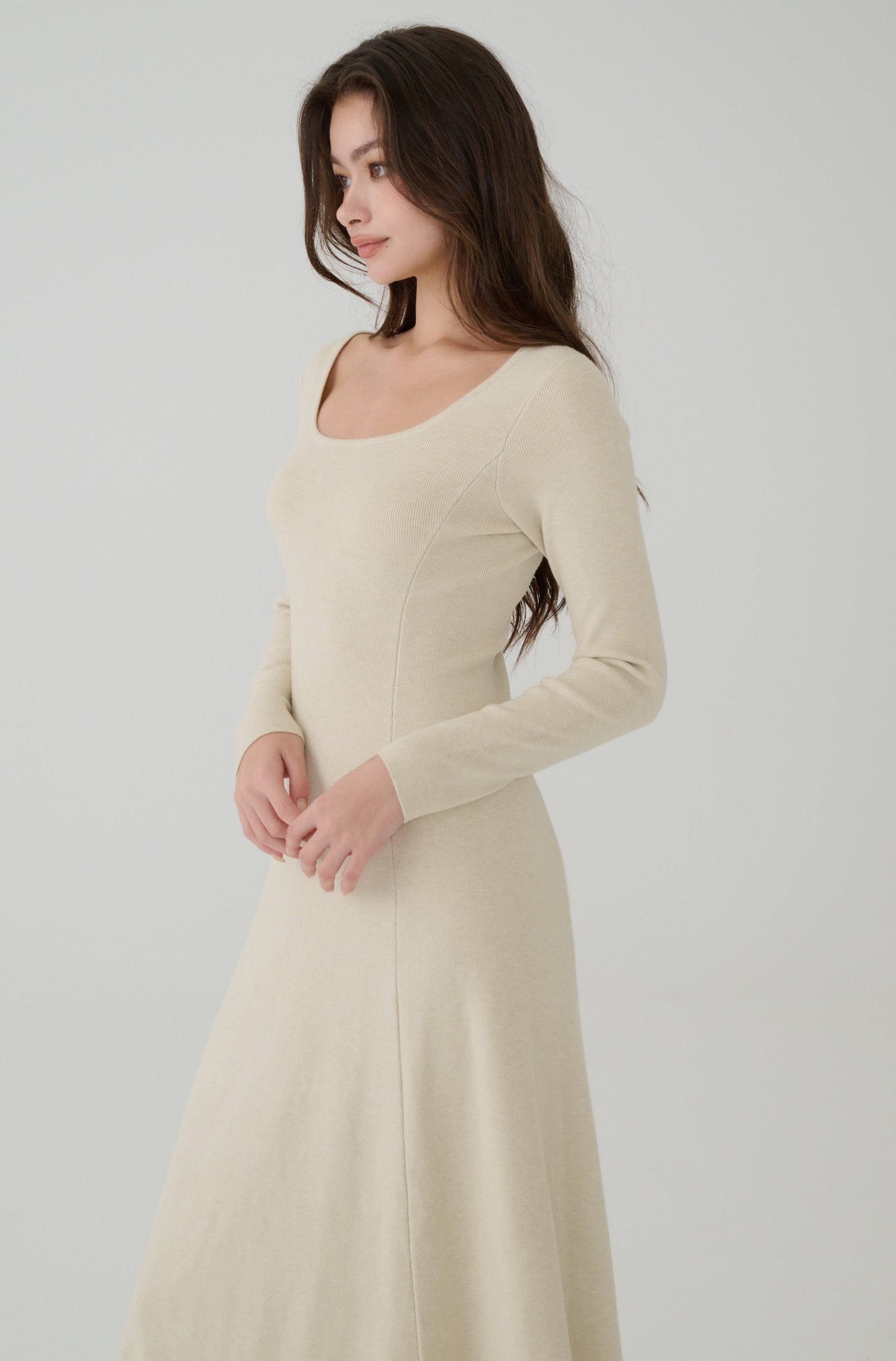 Queen vibe square neck knit dress in Beige – Bisou Bisou Store