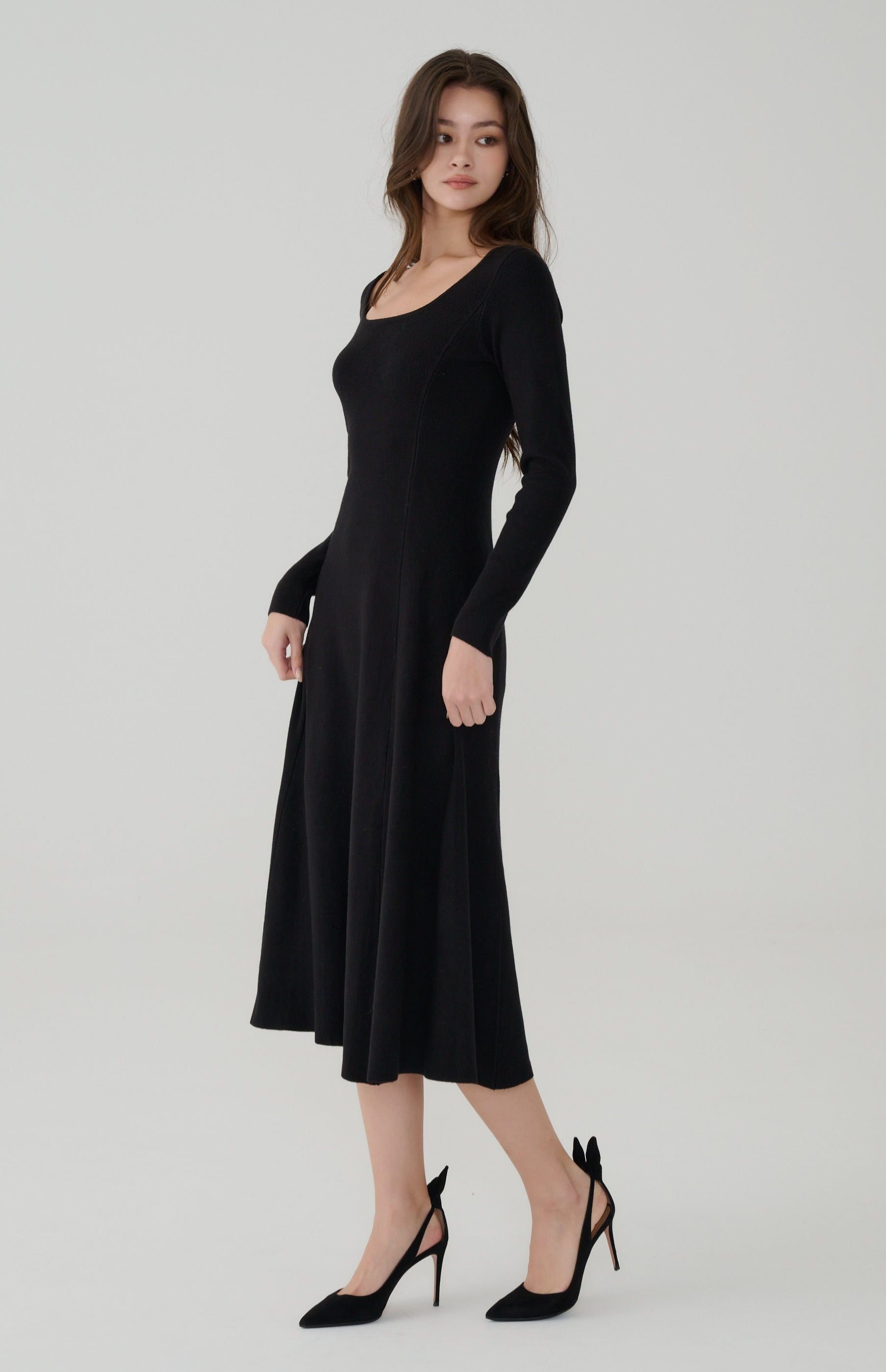 Queen vibe square neck knit dress in Black – Bisou Bisou Store